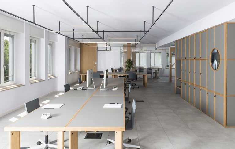 COMMERCIAL APPLICATIONS - Fenix for Interiors Australia